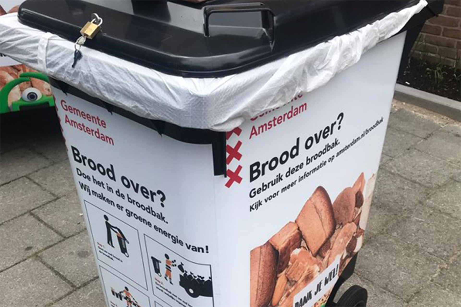 Duurzame broodcontainer in Amsterdam - Engels